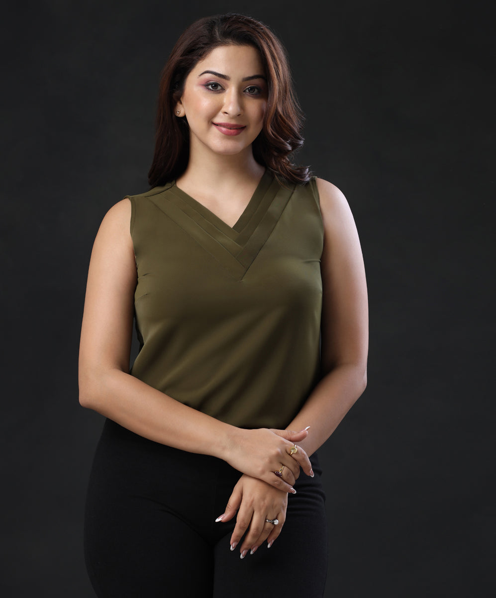 Unity Solid Vneck Sleeveless Green Blouse – Zigzag
