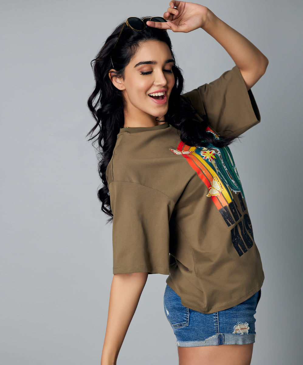 Oversize Khaki Tshirt – Zigzag
