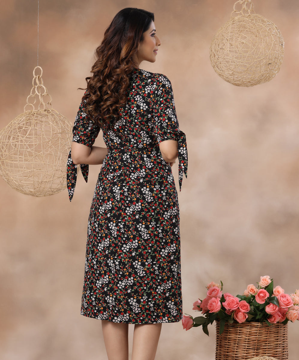 Vneck Ditsy Floral Body Hugging Dress – Zigzag