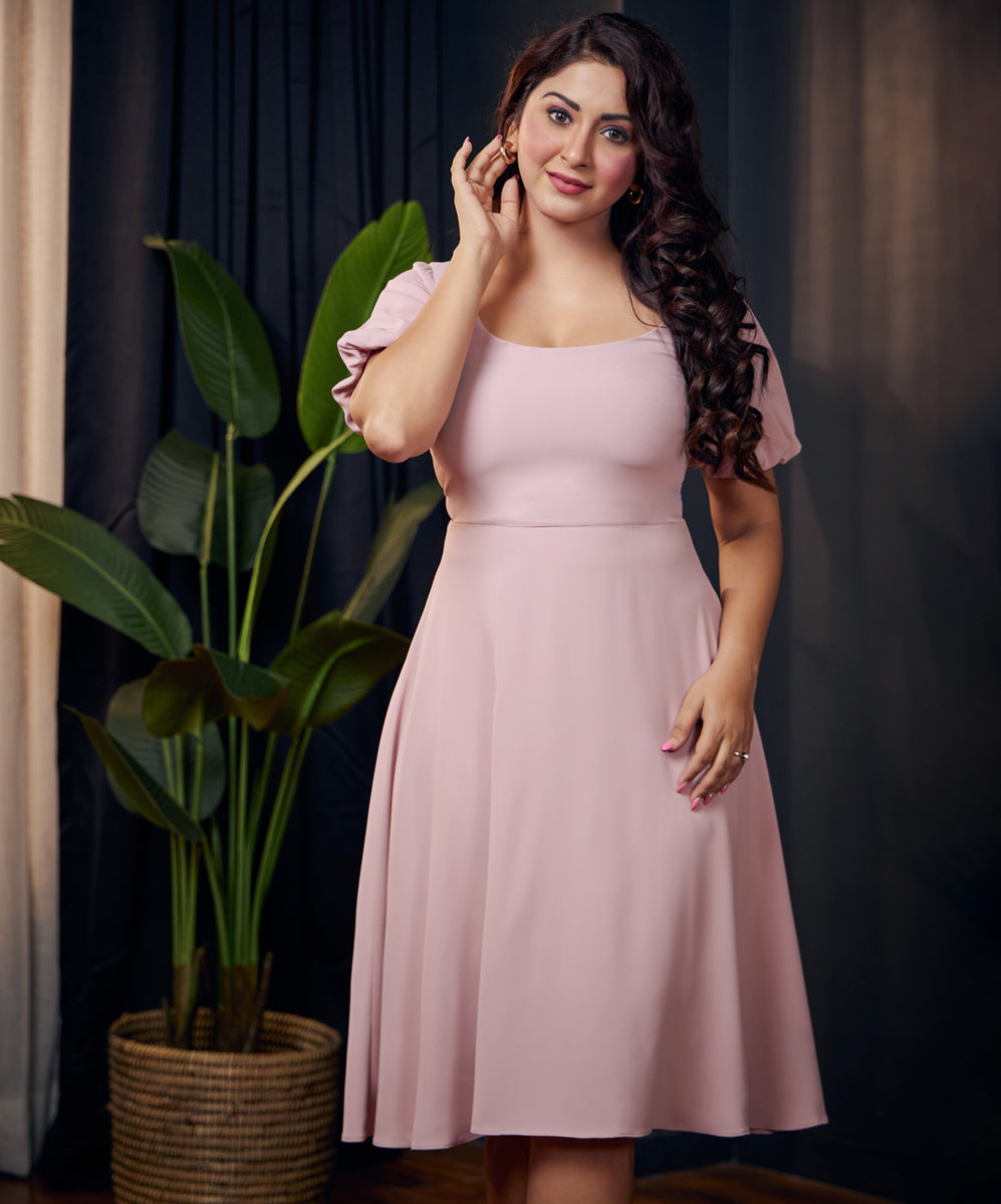 Curve Neck Puffed Sleeve Pink Dress – Zigzag