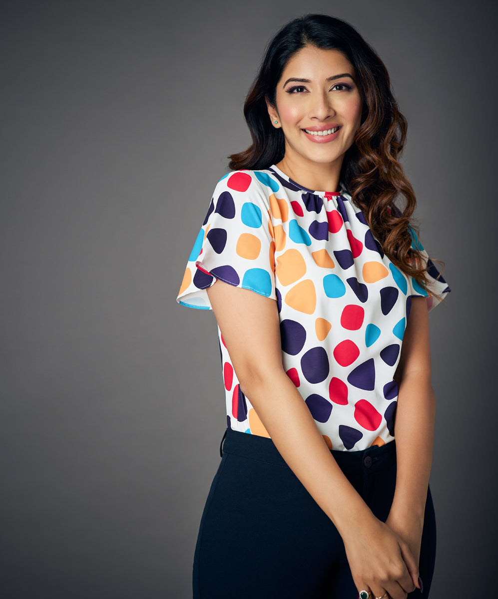 Back Keyhole Printed Blouse – Zigzag