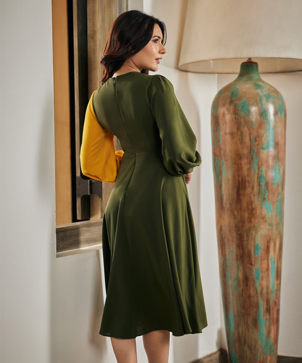 Three Tone Color Contrast Midi Dress – Zigzag