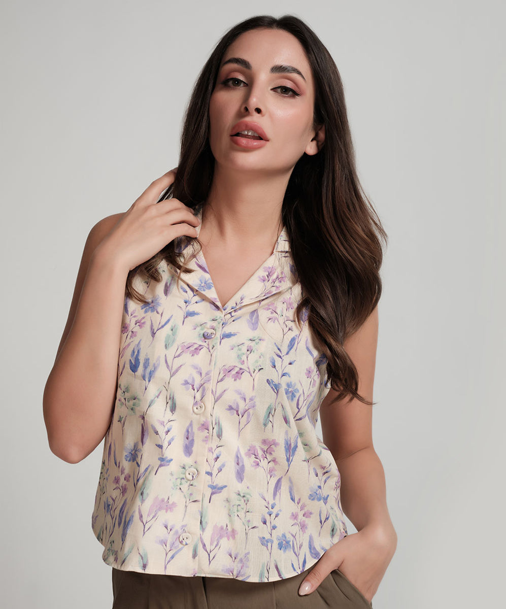 Beige Notch Neck Floral Curved Hem Blouse – Zigzag