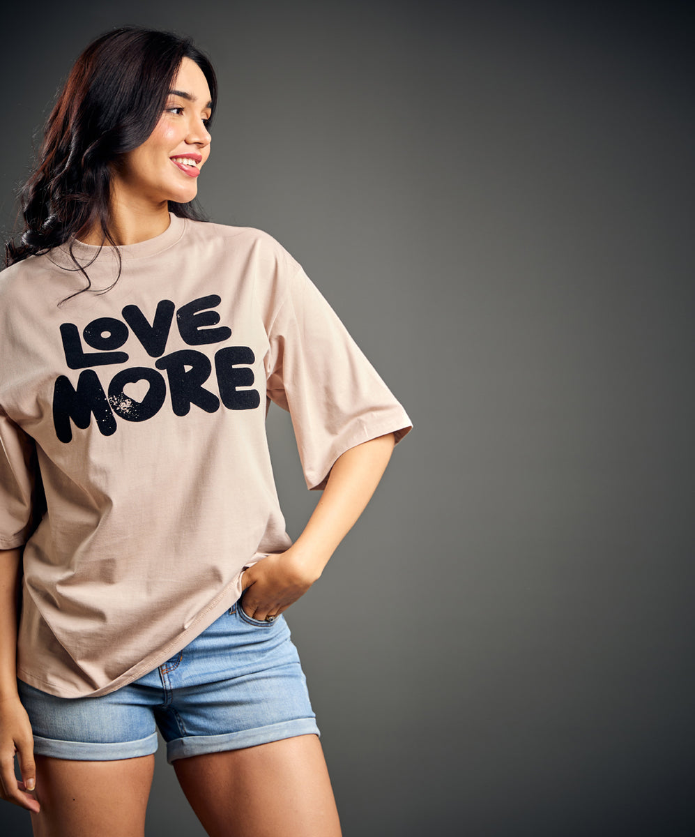 Love More Beige T-Shirt – Zigzag