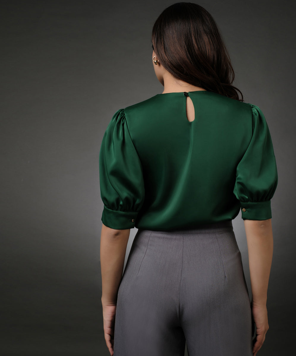 Round Neck Solid Satin With A Cuff – Zigzag