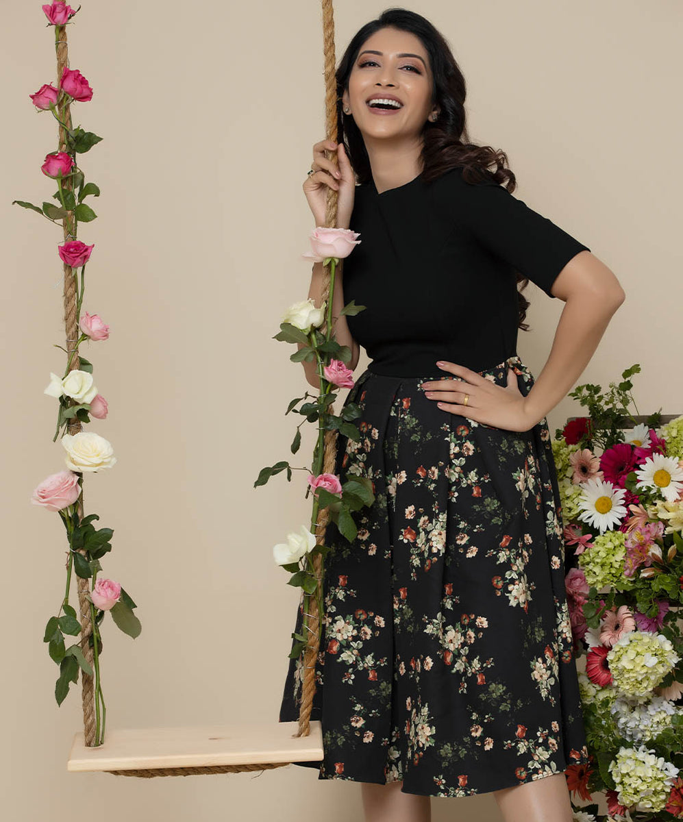 Black Mixed Bunch Floral Mixed Dress – Zigzag